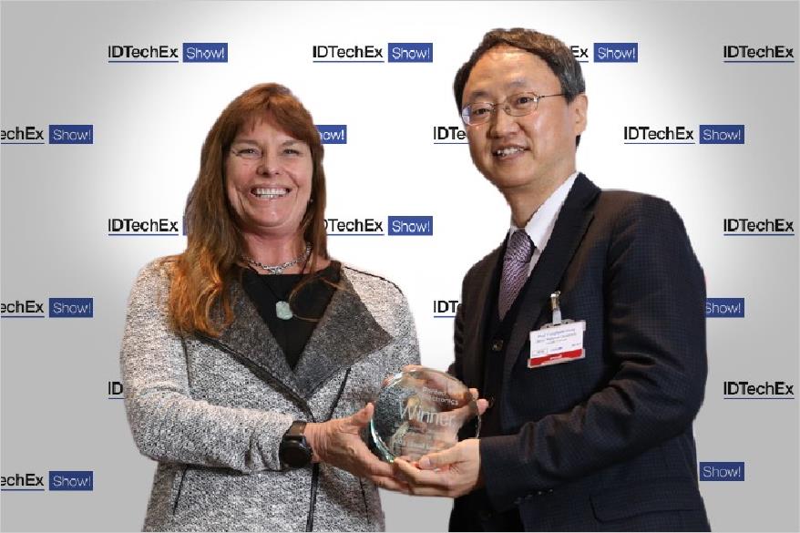 SNU Professor Hong Yong-Taek’s Lab received Best Academic Development in Printed & Flexible ...